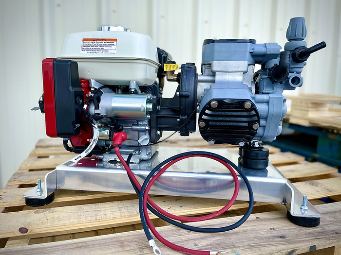 Honda w/ Comet P40 Softwash System | Best Gas Powered Softwash System